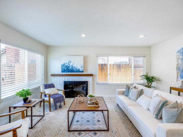 8933 Libra Dr