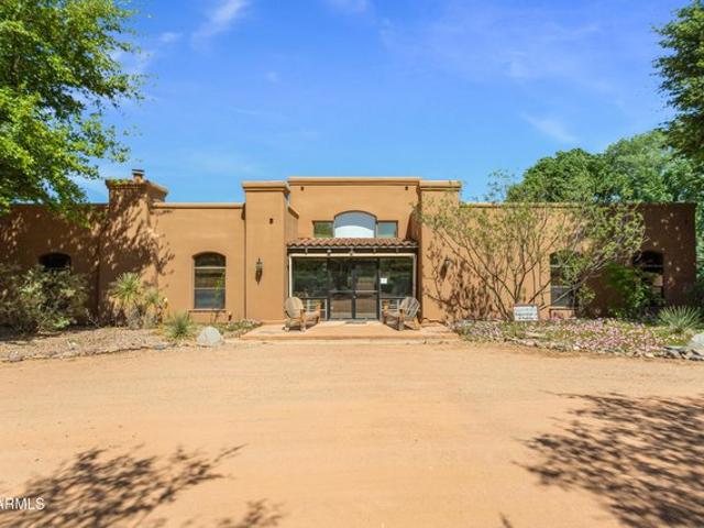 8933 S Yell Ln, Hereford, AZ 85615