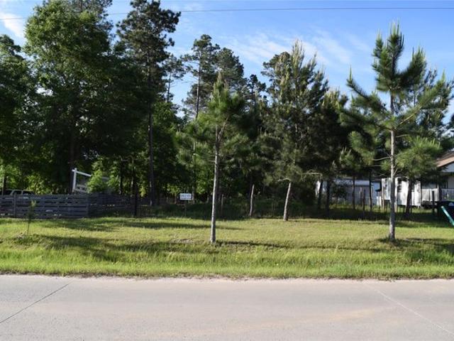 893 County Road 5015, Cleveland, TX 77327