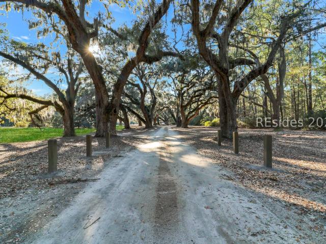 893 Grays Hwy, Ridgeland, SC 29936 | MLS #504538 | Compass