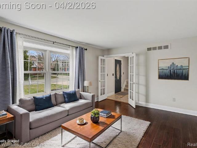 893 Dressler Lane