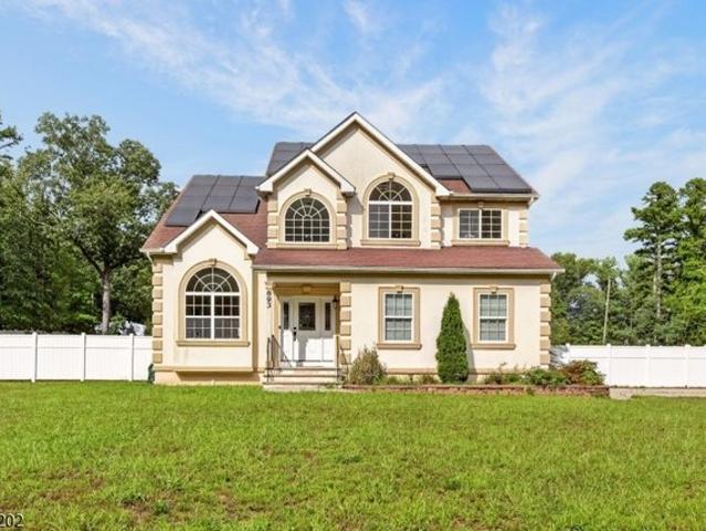 893 Lakehurst Ave, Jackson Township, NJ 08527