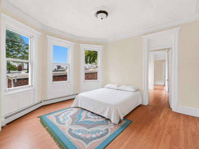 893 Montgomery St # 6