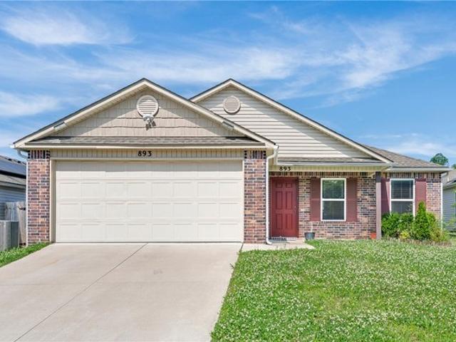 893 S Kingfisher Ln, Fayetteville, AR 72701