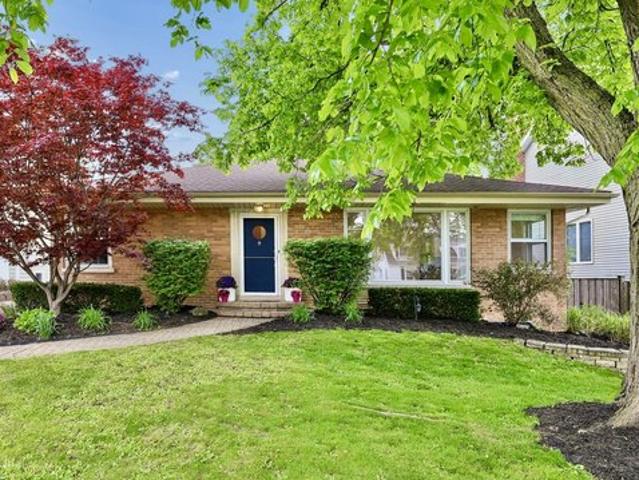 893 S Poplar Ave, Elmhurst, IL 60126