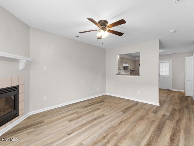 893 W Pueblo Drive