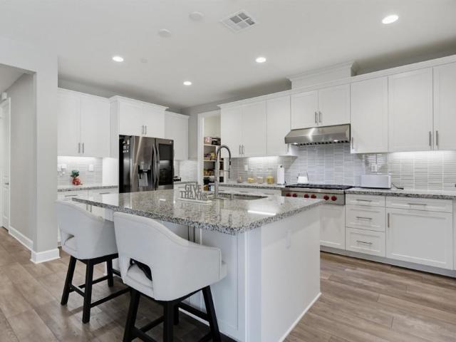 893 Woodhaven Rd