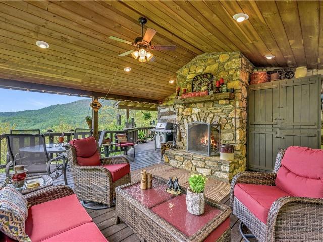 893 Tomahawk Drive