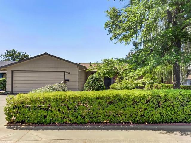 8944 New Dawn Dr, Sacramento, CA 95826