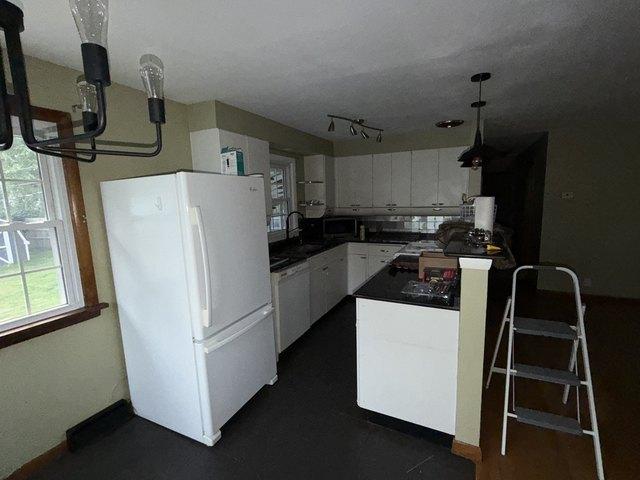 8944 Potomac Dr, Munster, IN 46321