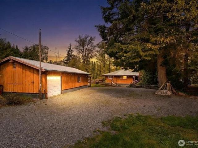 8944 W Pressentin Dr, Concrete, WA 98237