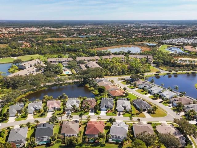 8945 Olde Hickory Ave, Sarasota, FL 34238 | MLS #A4671 | Compass