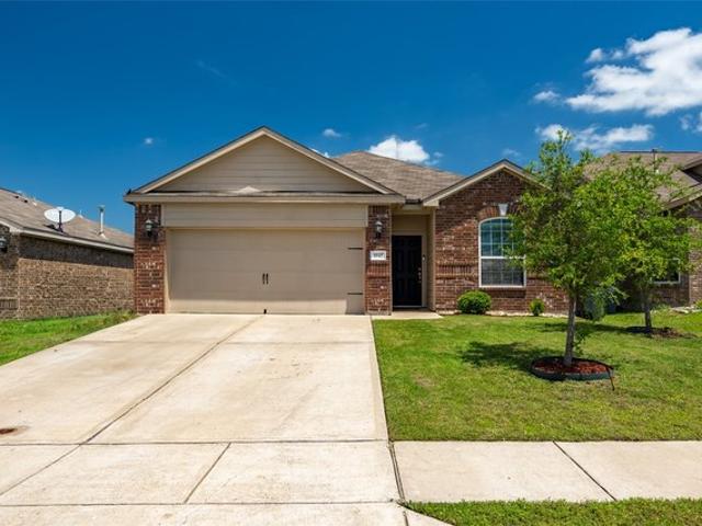 8945 Black Haw St, Forney, TX 75126