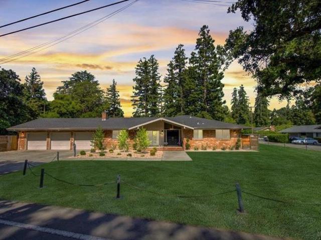 8945 Hildreth Ln, Stockton, CA 95212