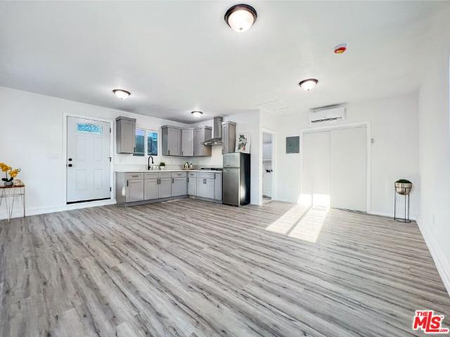 8946 Bryson Ave #A, South Gate, US, CA