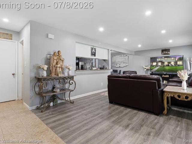 8948 Shawn Drive