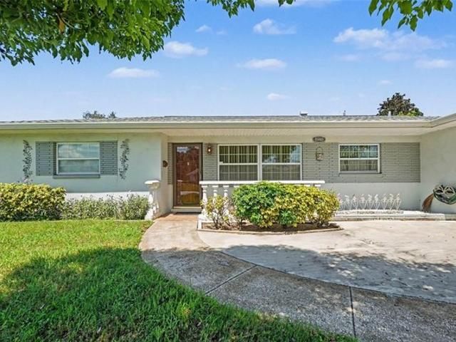 8948 th St N, Seminole, FL 33772