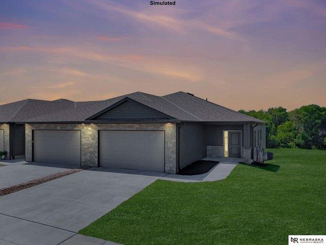 8949 S 47th St, Lincoln, NE 68516