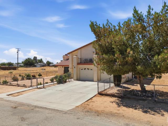 8940 Fuchsia Avenue