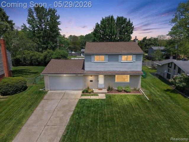 8941 Bristol Ct, Superior Township, MI 48198