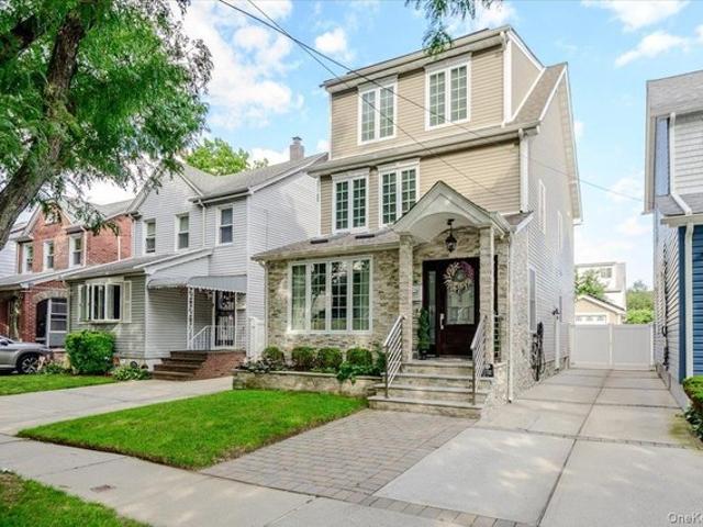 8941 th St, Bellerose, NY 11426
