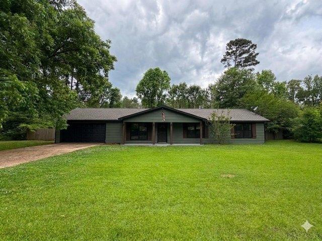 8942 Dakota Huse Ln, Greenwood, LA 71033