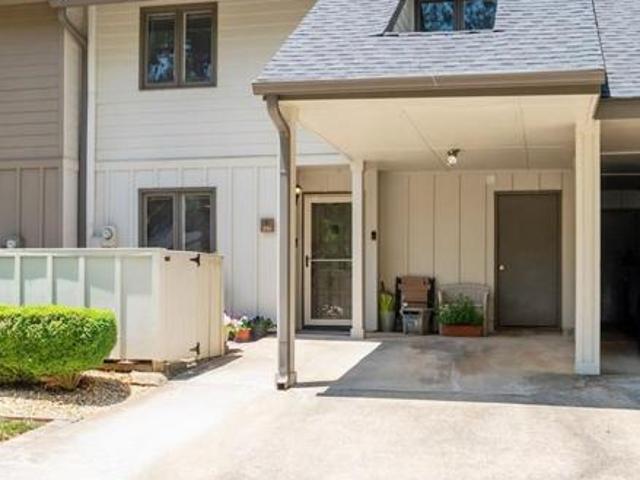 894 Cedar Creek Ct Se, Marietta, GA