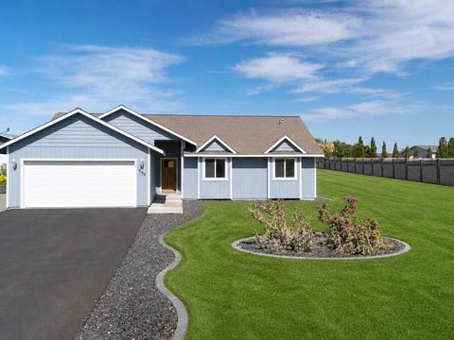 894 Desert Aire Dr SW, Mattawa, WA 99349