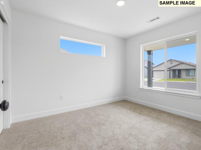 894 E Maple Brook AVE