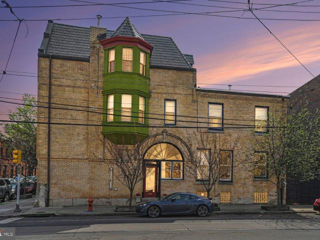 894 N 25th St, Philadelphia, PA 19130 | MLS #PAPH2604 | Compass