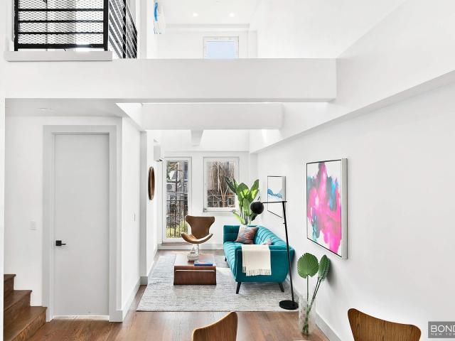 894 New York Avenue 3B