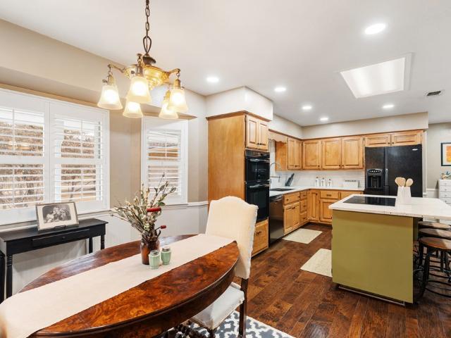 894 S Woods Dr, Fredericksburg, TX 78624 | MLS #121226