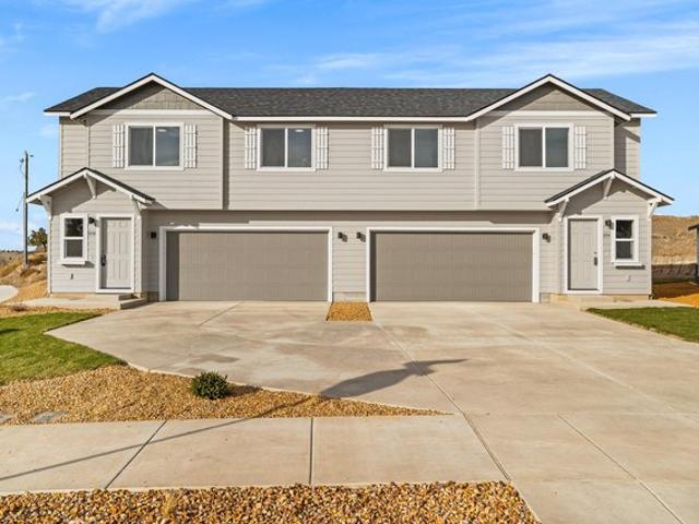 894 SE Starview Ave, Madras, OR 97741