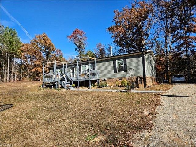 8955 Dennis Rd, Germanton, NC 27019
