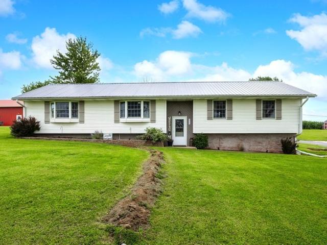 8958 IL Highway 82, Cambridge, IL 61238
