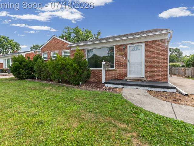 8950 Brentwood Street
