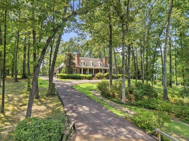 8950 The Hill Cv E, Germantown, TN 38139