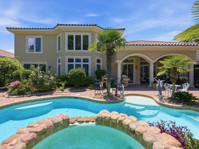 8953 Bella Verde Ct