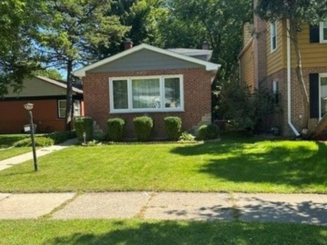 8953 Central Park Ave, Evanston, IL 60203
