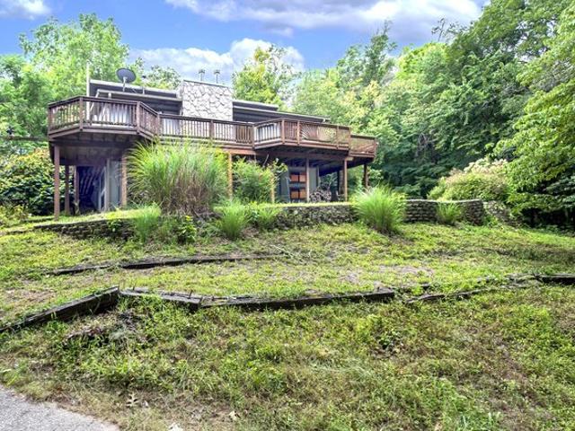 895 Craigs Creek Rd, Versailles, KY 40383