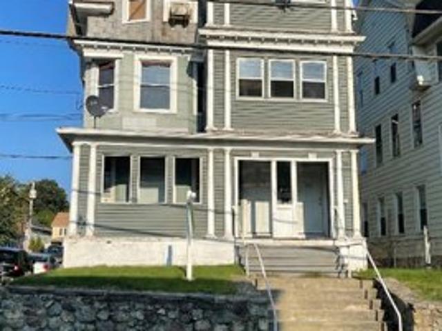 895 Baldwin St, Waterbury, CT 06706