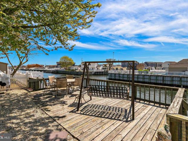 895 Beach Haven West