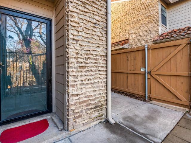 895 Dublin Drive # 4