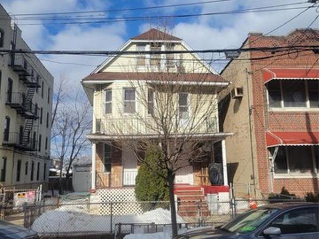 895 Lenox Rd, Brooklyn, NY 11203