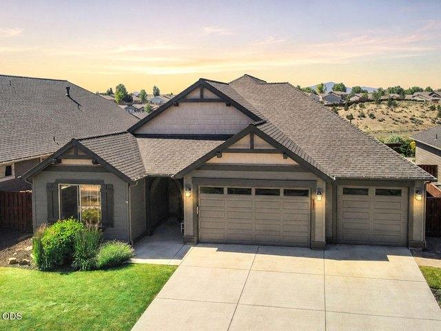 895 NE Hudspeth Cir, Prineville, OR 97754