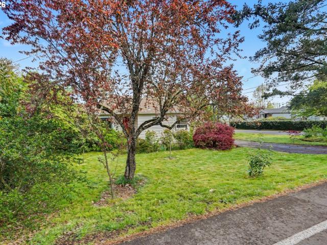 895 ratcliff dr se