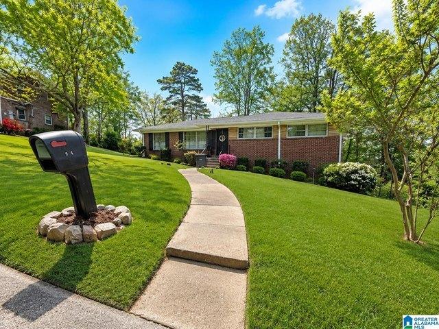 8964 Glendale Dr, Birmingham, AL 35206