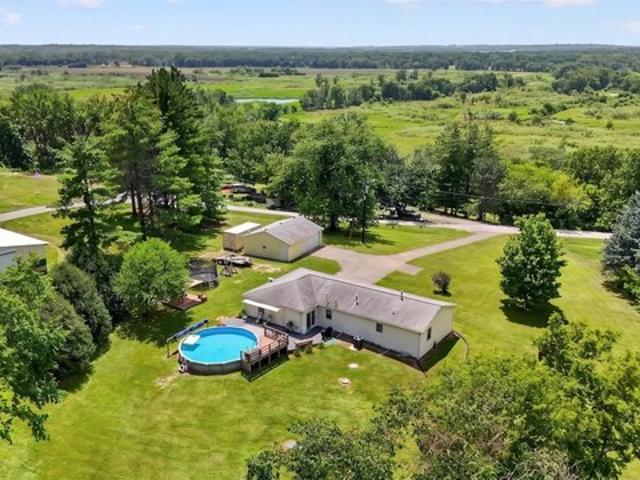 8964 SE 62nd Pl, Runnells, IA 50237