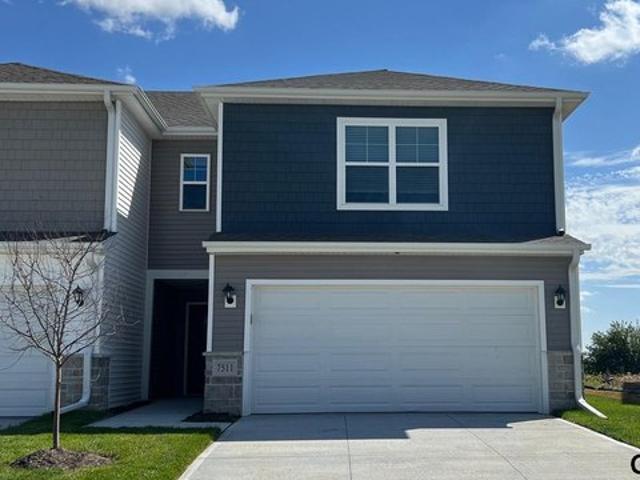 8965 N 167th St, Bennington, NE 68007