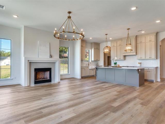 8965 Armstrong Ct, Benbrook, TX 76126 | MLS #21235